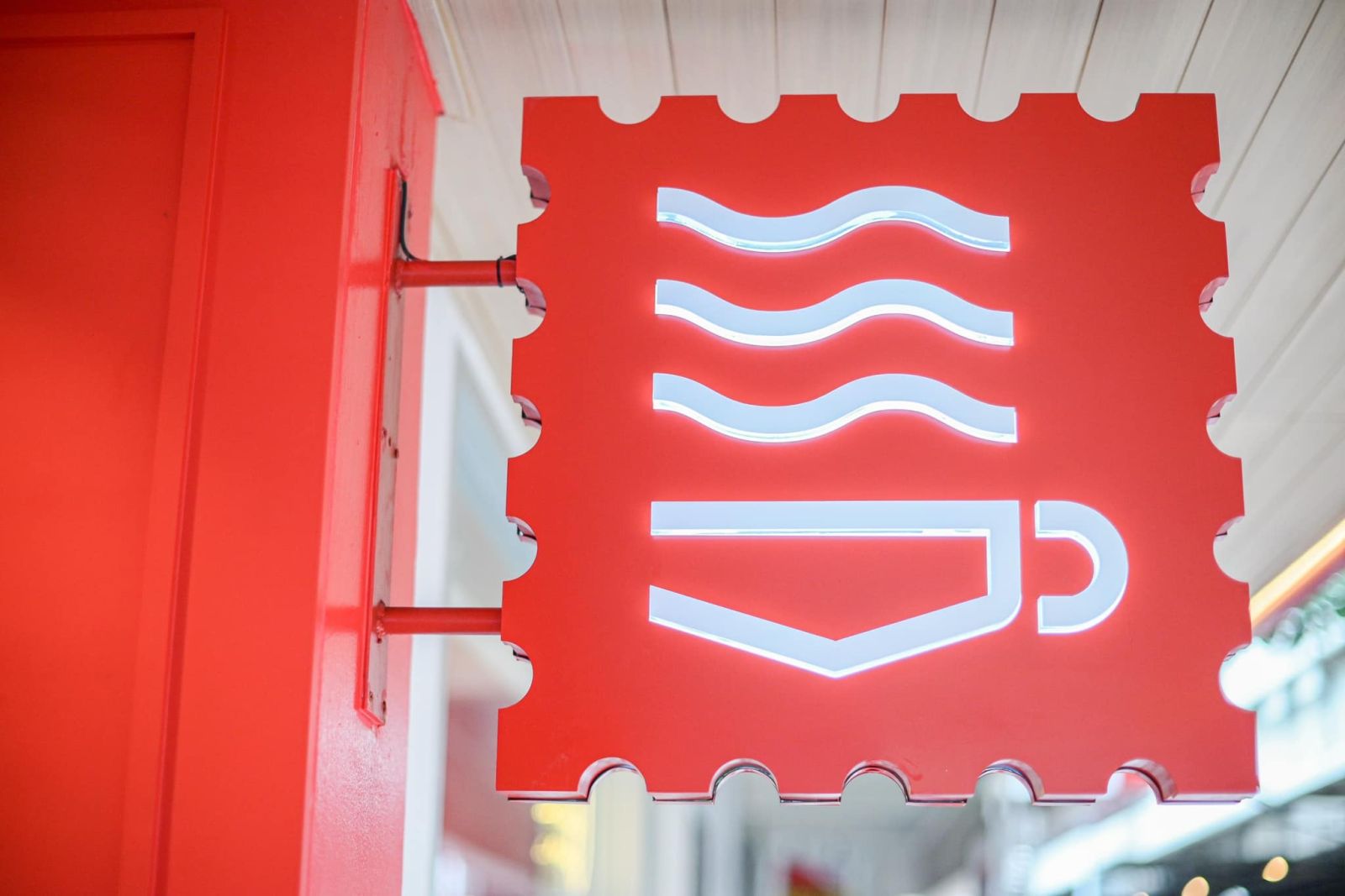 ไปรษณีย์ไทยก้าวข้ามสู่ไลฟ์สไตล์แบรนด์ เปิด “POST Café สามเสนใน” ด้วย ...